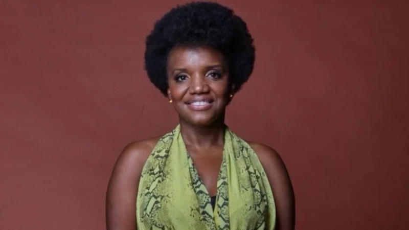 Atriz Mary Sheyla denuncia caso de racismo em famosa rede de supermercados